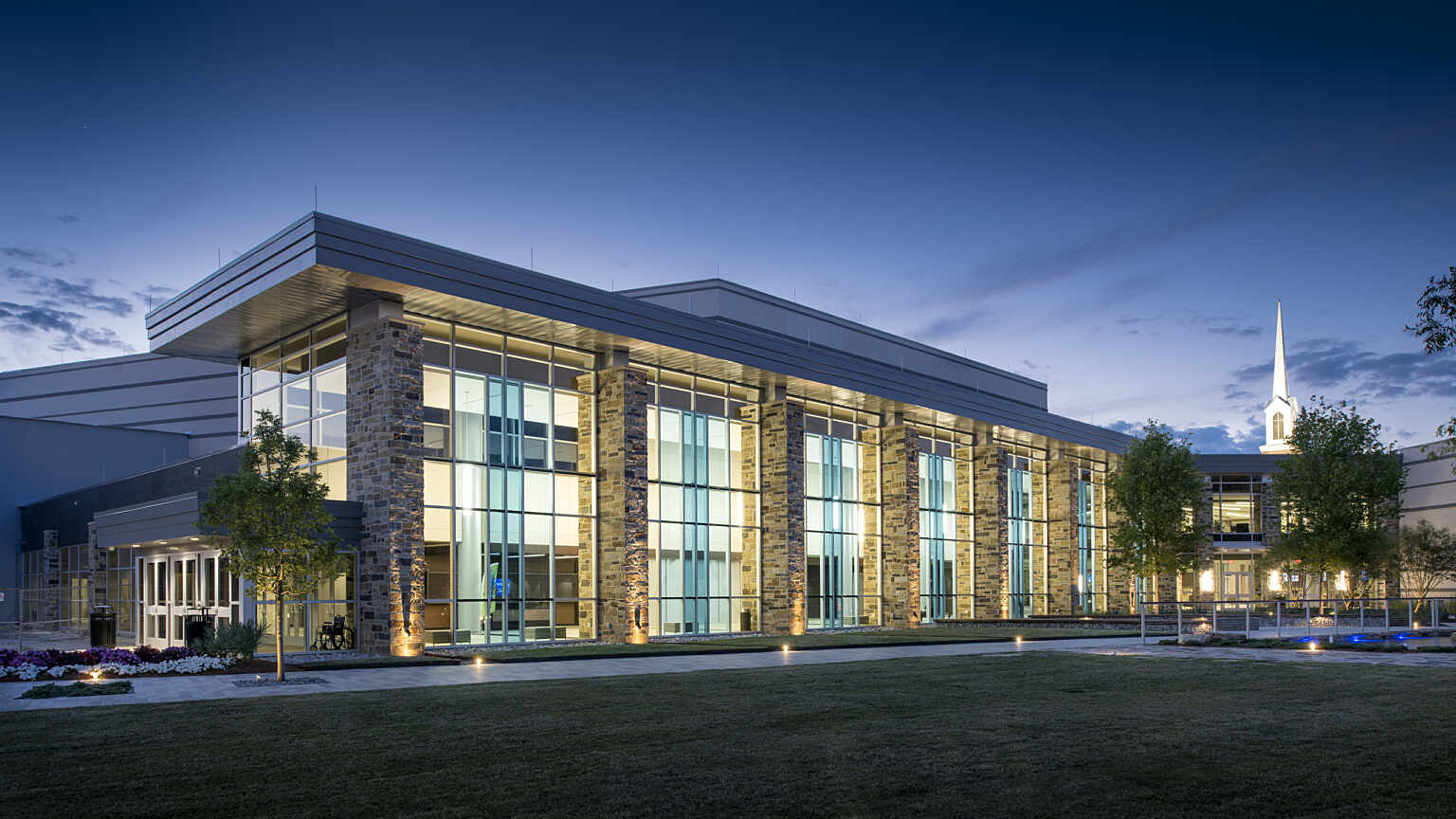 Donahue Favret | Careers